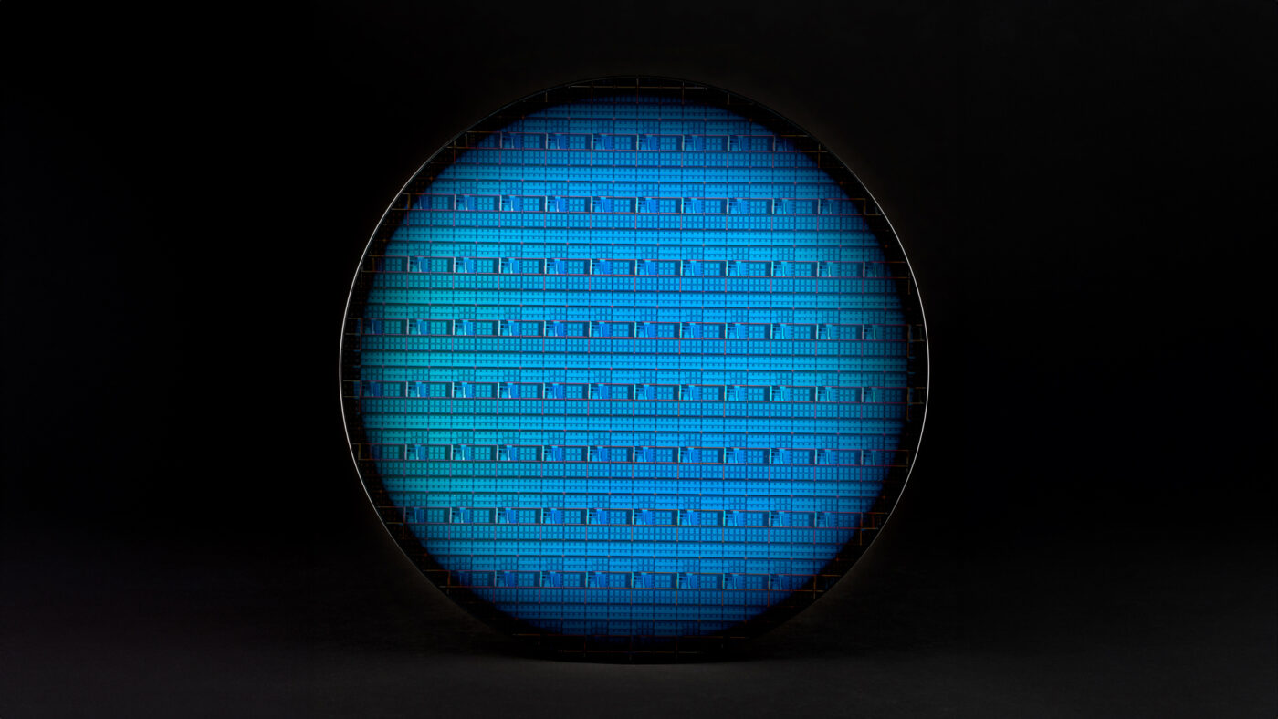 Intel Takes Next Step Toward Building Scalable Silicon-Based Quantum ...