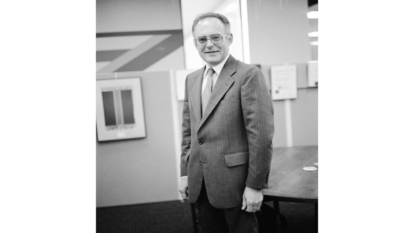 Gordon Moore, Intel Co-Founder, Dies at 94 - Intel Newsroom