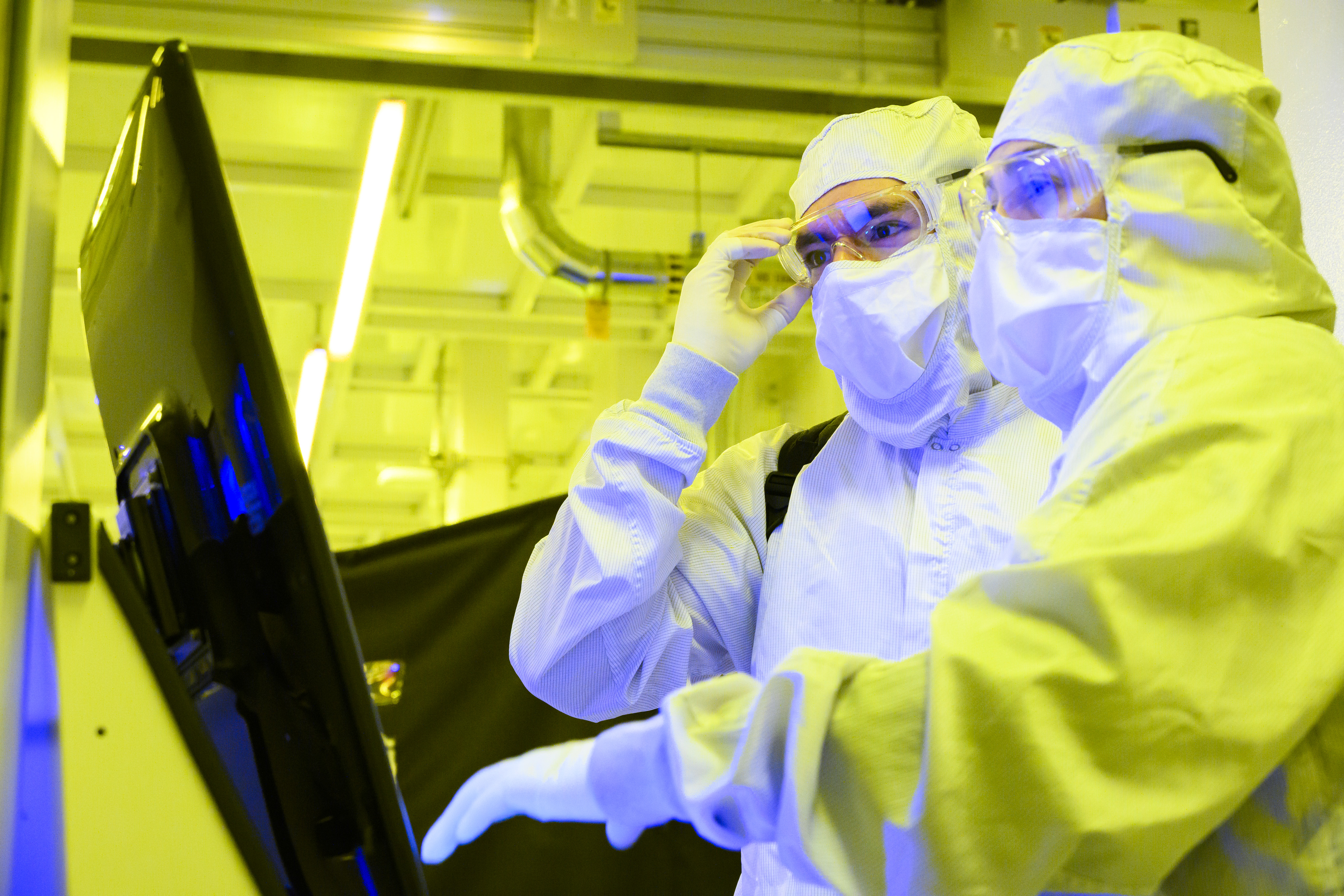 Intel Opens Fab 9 in New Mexico - Intel Newsroom