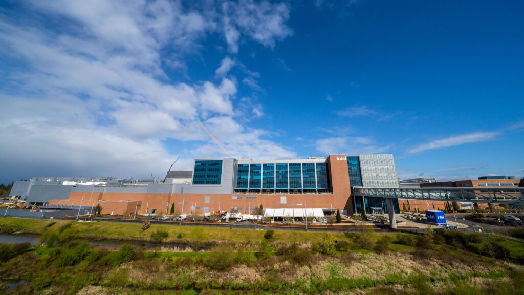 Press Kit: Global Manufacturing at Intel - Newsroom