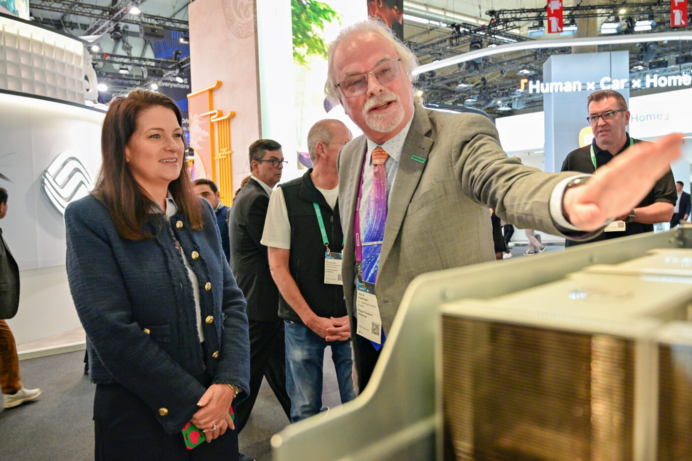 Press Kit: Intel at MWC Barcelona 2025 - Newsroom