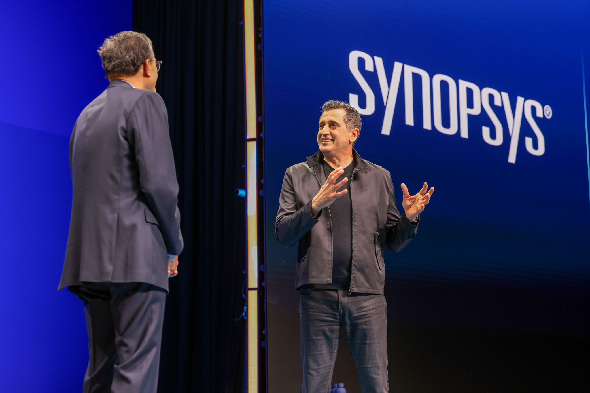 Intel Foundry Gathers Customers and Partners, Outlines Priorities ...