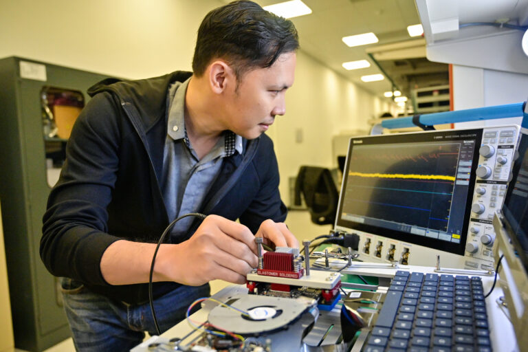 Intel Core 14th Gen i9-14900KS Powers Desktop PCs to Record-Breaking ...